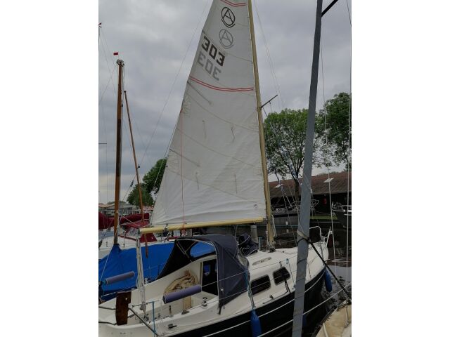 Milbarcos.com - Amigo 23 de Ocasión en Sneek por 4950 € - año 1979